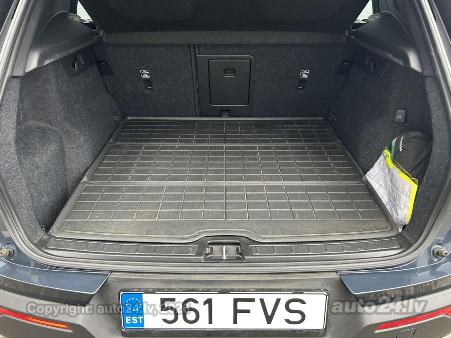 Zils Volvo XC40 2021 Tallina, ar dzinēja tilpumu 1.50 L un nobraukumu 141 tūkst. km par 20000 €, foto 10 vietnē AUTOMOTO.COM.LV