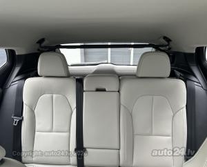Zils Volvo XC40 2021 Tallina, ar dzinēja tilpumu 1.50 L un nobraukumu 141 tūkst. km par 20000 €, foto 13 vietnē AUTOMOTO.COM.LV