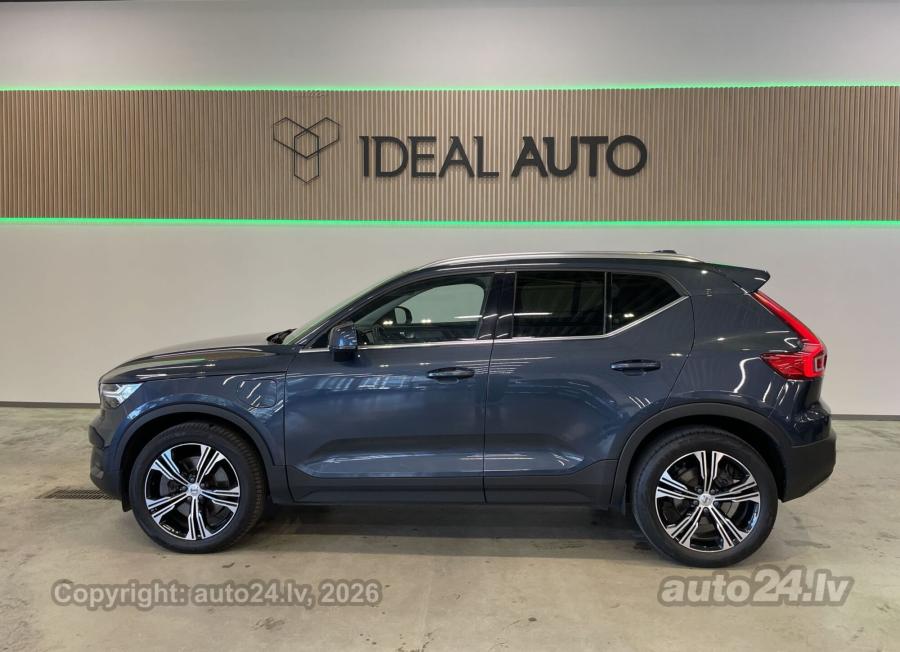 Zils Volvo XC40 2022 Tallina, ar dzinēja tilpumu 1.50 L un nobraukumu 48 tūkst. km par 28490 €, foto 3 vietnē AUTOMOTO.COM.LV