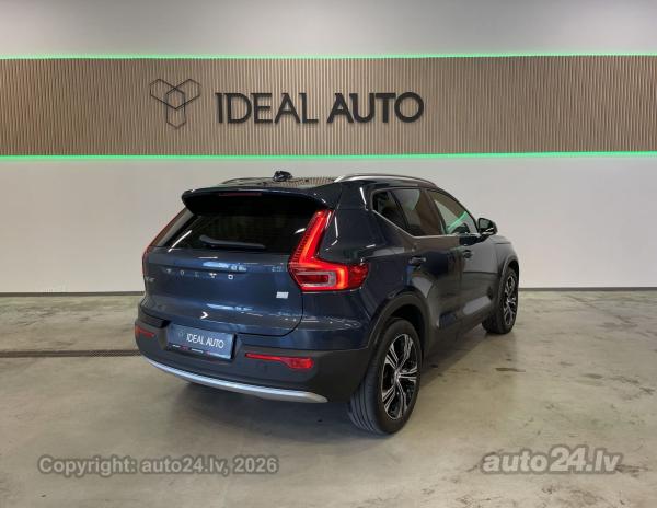Zils Volvo XC40 2022 Tallina, ar dzinēja tilpumu 1.50 L un nobraukumu 48 tūkst. km par 28490 €, foto 4 vietnē AUTOMOTO.COM.LV