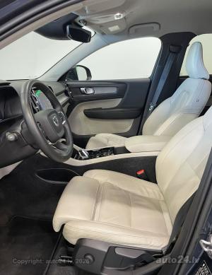 Zils Volvo XC40 2022 Tallina, ar dzinēja tilpumu 1.50 L un nobraukumu 48 tūkst. km par 28490 €, foto 7 vietnē AUTOMOTO.COM.LV