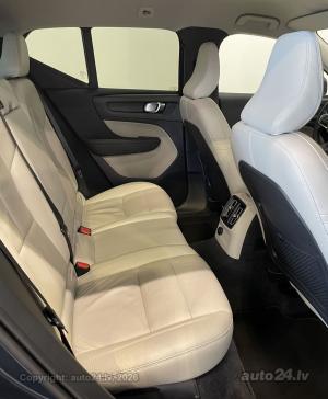 Zils Volvo XC40 2022 Tallina, ar dzinēja tilpumu 1.50 L un nobraukumu 48 tūkst. km par 28490 €, foto 12 vietnē AUTOMOTO.COM.LV