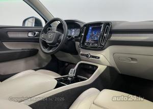 Zils Volvo XC40 2022 Tallina, ar dzinēja tilpumu 1.50 L un nobraukumu 48 tūkst. km par 28490 €, foto 13 vietnē AUTOMOTO.COM.LV