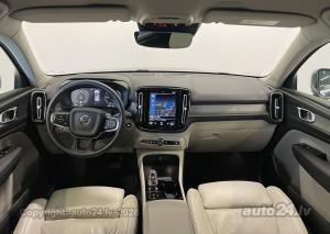 Zils Volvo XC40 2022 Tallina, ar dzinēja tilpumu 1.50 L un nobraukumu 48 tūkst. km par 28490 €, foto 14 vietnē AUTOMOTO.COM.LV