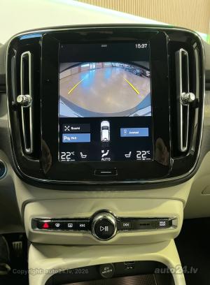Zils Volvo XC40 2022 Tallina, ar dzinēja tilpumu 1.50 L un nobraukumu 48 tūkst. km par 28490 €, foto 16 vietnē AUTOMOTO.COM.LV