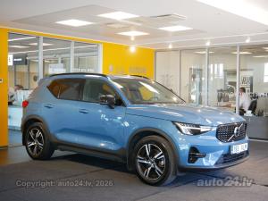 Zils Volvo XC40 2023 Tallina, ar dzinēja tilpumu 2.00 L un nobraukumu 50 tūkst. km par 29990 €, foto  vietnē AUTOMOTO.COM.LV