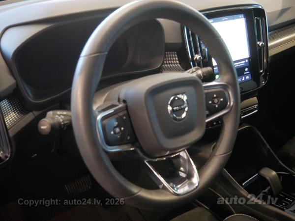 Синий Вольво XC40 2023 в Таллин, объемом двигателя 2.00 л и пробегом 50 тыс. км за 29990 €, фото 8 на AUTOMOTO.COM.LV