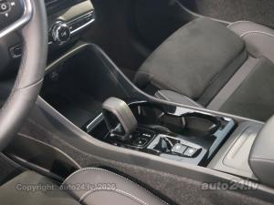 Zils Volvo XC40 2023 Tallina, ar dzinēja tilpumu 2.00 L un nobraukumu 50 tūkst. km par 29990 €, foto 11 vietnē AUTOMOTO.COM.LV