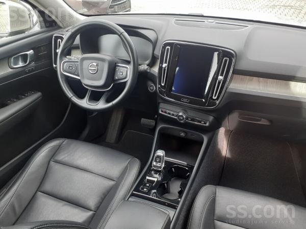 Brūns Volvo XC40 2018 Rīga, ar dzinēja tilpumu 2.00 L un nobraukumu 164 tūkst. km par 21600 €, foto 7 vietnē AUTOMOTO.COM.LV