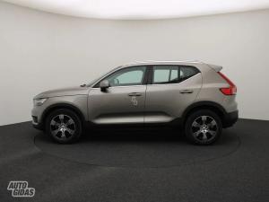 Brown Volvo XC40 2019 in Vilnius, with an engine capacity of 2.00 L and mileage of 235 thousand km for 17999 €, photo 7 on AUTOMOTO.COM.LV