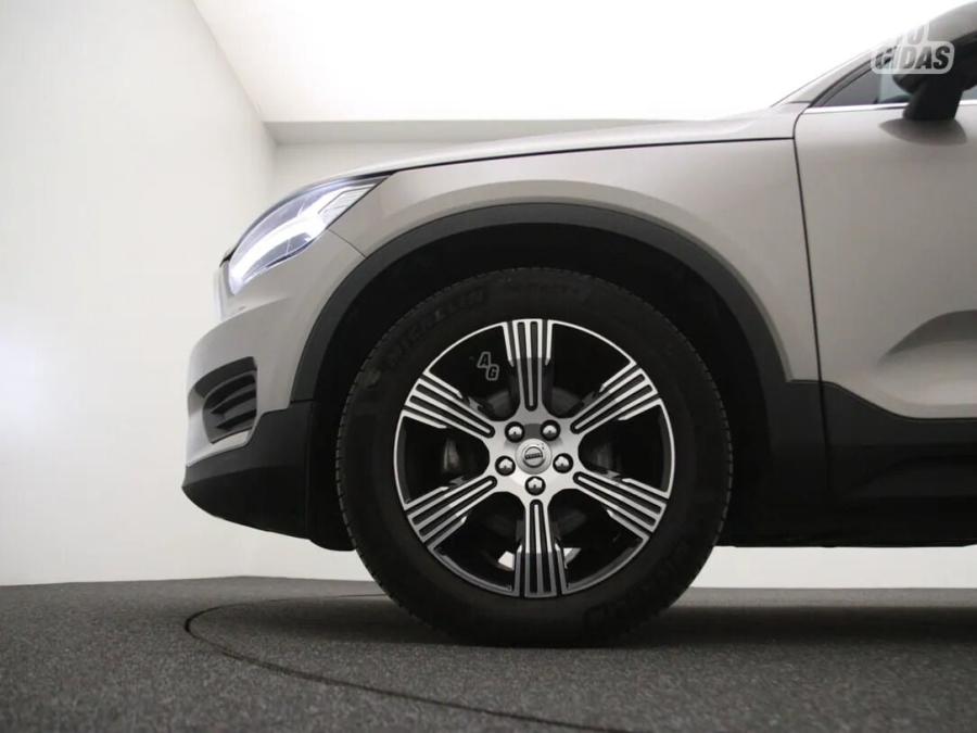 Brown Volvo XC40 2019 in Vilnius, with an engine capacity of 2.00 L and mileage of 235 thousand km for 17999 €, photo 27 on AUTOMOTO.COM.LV