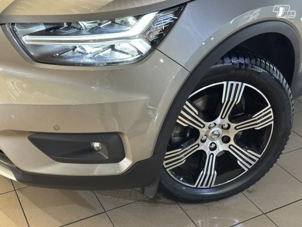 Brown Volvo XC40 2019 in Avizieniai, with an engine capacity of 2.00 L and mileage of 169 thousand km for 18950 €, photo 3 on AUTOMOTO.COM.LV