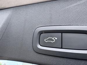 Brown Volvo XC40 2019 in Avizieniai, with an engine capacity of 2.00 L and mileage of 169 thousand km for 18950 €, photo 14 on AUTOMOTO.COM.LV