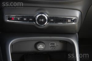 Brūns Volvo XC40 2022 Tukums, ar dzinēja tilpumu 1.50 L un nobraukumu 188 tūkst. km par 19300 €, foto 17 vietnē AUTOMOTO.COM.LV