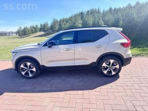 Коричневый Вольво XC40 2024 в Рига, объемом двигателя 2.00 л и пробегом 19 тыс. км за 37000 €, фото 4 на AUTOMOTO.COM.LV