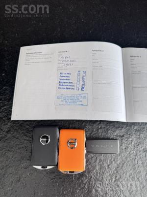 Коричневый Вольво XC40 2024 в Рига, объемом двигателя 2.00 л и пробегом 19 тыс. км за 37000 €, фото 18 на AUTOMOTO.COM.LV