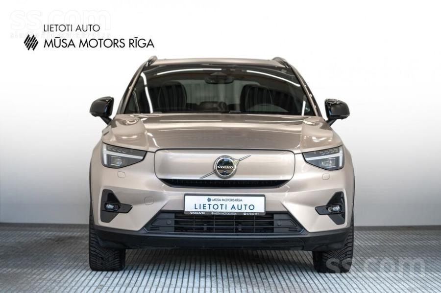 Brown Volvo XC40 2024 in Riga, with an engine capacity of 0.00 L and mileage of 37 thousand km for 36000 €, photo 4 on AUTOMOTO.COM.LV