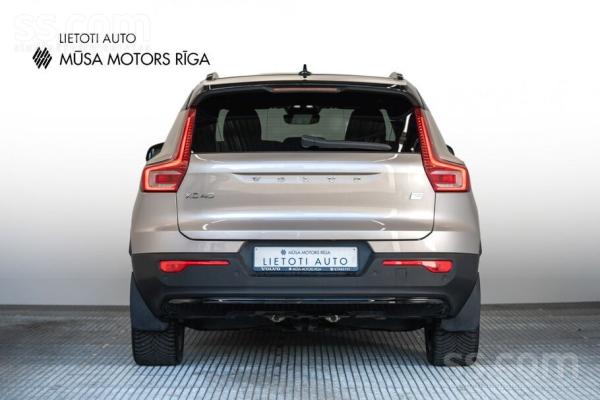 Brown Volvo XC40 2024 in Riga, with an engine capacity of 0.00 L and mileage of 37 thousand km for 36000 €, photo 5 on AUTOMOTO.COM.LV