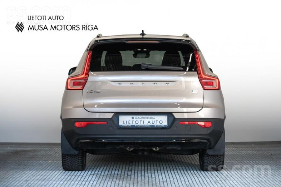 Brown Volvo XC40 2024 in Riga, with an engine capacity of 0.00 L and mileage of 37 thousand km for 36000 €, photo 5 on AUTOMOTO.COM.LV