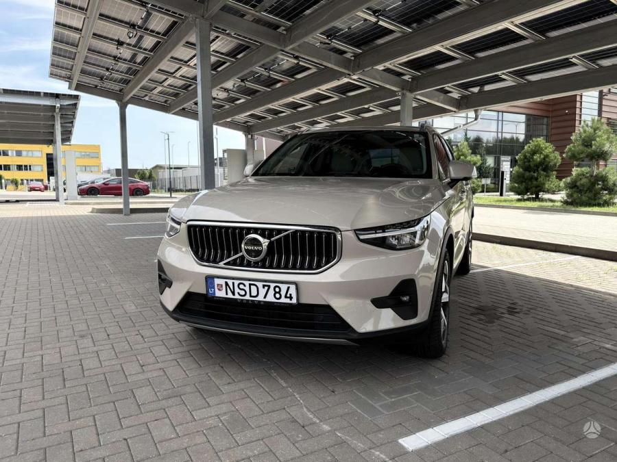 Коричневый Вольво XC40 2025 в Каунас, объемом двигателя 1.97 л и пробегом 16 тыс. км за 30850 €, фото 10 на AUTOMOTO.COM.LV