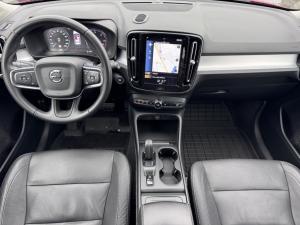 Volvo XC40 2018 in Vilnius, with an engine capacity of 2.00 L and mileage of 157 thousand km for 16950 €, photo 6 on AUTOMOTO.COM.LV