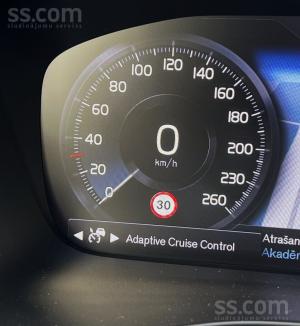 Volvo XC40 2019 Jelgava, ar dzinēja tilpumu 2.00 L un nobraukumu 220 tūkst. km par 21990 €, foto 12 vietnē AUTOMOTO.COM.LV