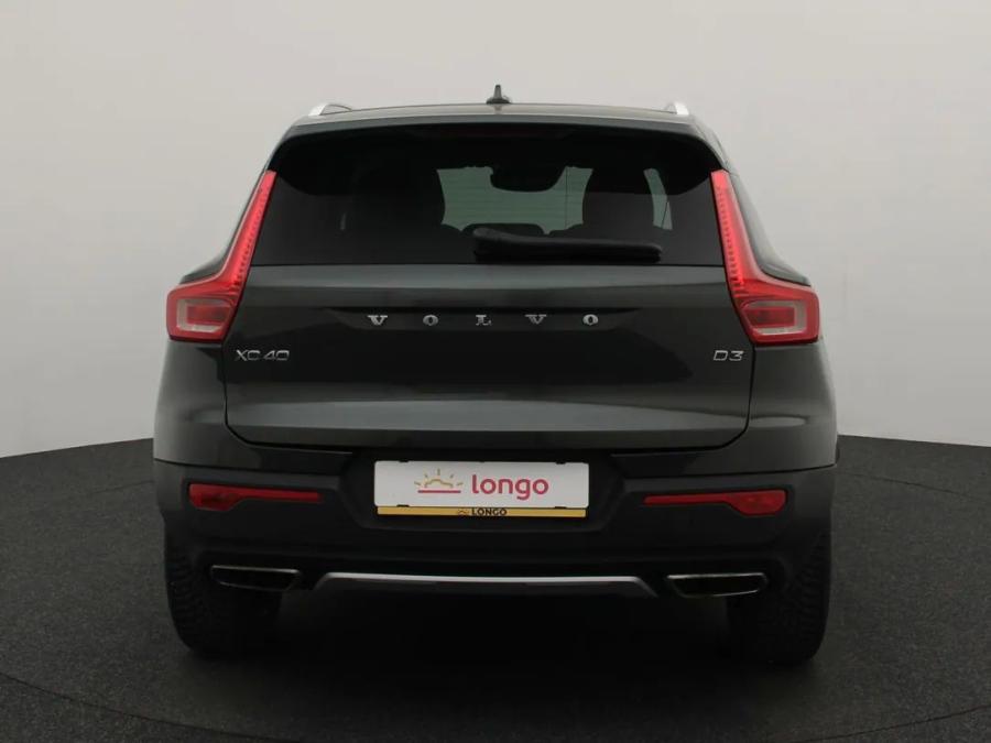 Volvo XC40 2019 in Vilnius, with an engine capacity of 2.00 L and mileage of 197 thousand km for 20299 €, photo 6 on AUTOMOTO.COM.LV