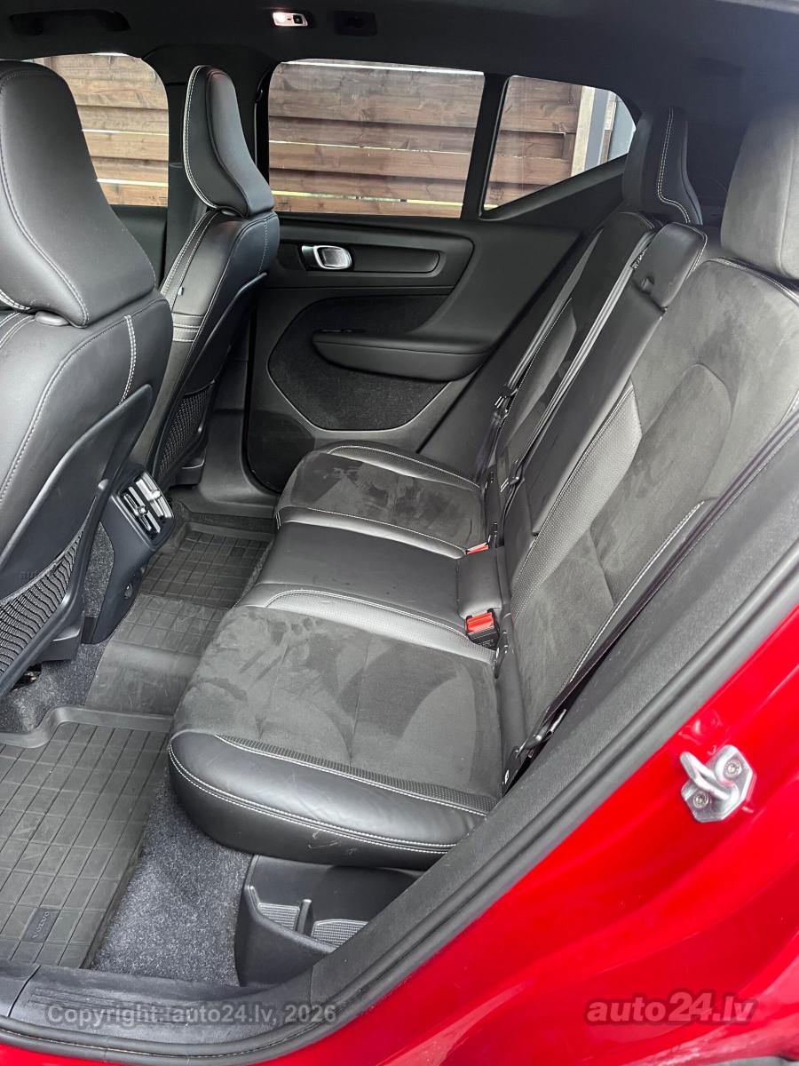 Volvo XC40 2019 Tallina, ar dzinēja tilpumu 2.00 L un nobraukumu 93 tūkst. km par 25499 €, foto 10 vietnē AUTOMOTO.COM.LV