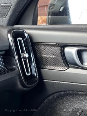 Volvo XC40 2019 Tallina, ar dzinēja tilpumu 2.00 L un nobraukumu 93 tūkst. km par 25499 €, foto 11 vietnē AUTOMOTO.COM.LV