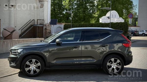 Volvo XC40 2019 in Jelgava, with an engine capacity of 2.00 L and mileage of 220 thousand km for 20600 €, photo 3 on AUTOMOTO.COM.LV
