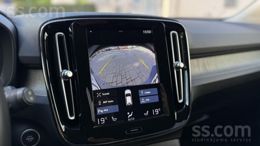 Вольво XC40 2019 в Елгава, объемом двигателя 2.00 л и пробегом 220 тыс. км за 20600 €, фото 25 на AUTOMOTO.COM.LV
