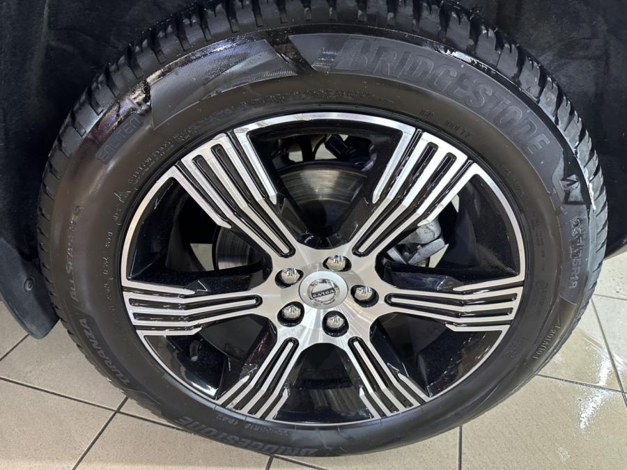 Volvo XC40 2019 Viļņa, ar dzinēja tilpumu 2.00 L un nobraukumu 169 tūkst. km par 18950 €, foto 5 vietnē AUTOMOTO.COM.LV