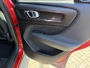 Volvo XC40 2019 in Klaipeda, with an engine capacity of 1.97 L and mileage of 77 thousand km for 25500 €, photo 6 on AUTOMOTO.COM.LV