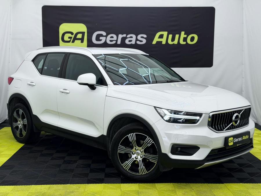 Volvo XC40 2019 in Vilnius, with an engine capacity of 0.00 L and mileage of 0 thousand km for 18490 €, photo 4 on AUTOMOTO.COM.LV