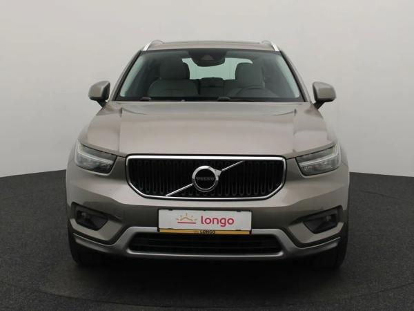Volvo XC40 2020 in Vilnius, with an engine capacity of 2.00 L and mileage of 200 thousand km for 20299 €, photo 3 on AUTOMOTO.COM.LV