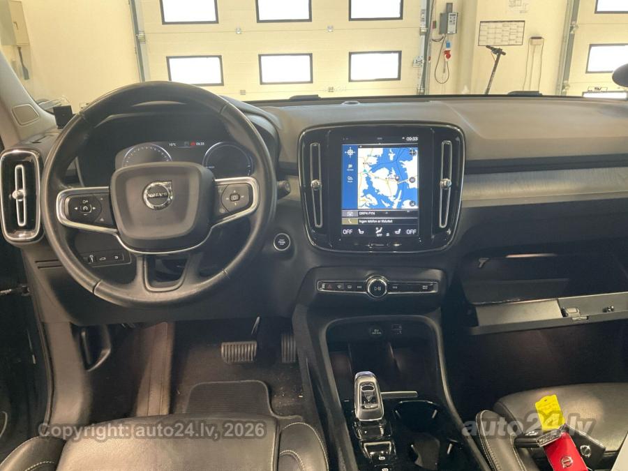 Volvo XC40 2020 in Tartu, with an engine capacity of 2.00 L and mileage of 247 thousand km for 19900 €, photo 6 on AUTOMOTO.COM.LV