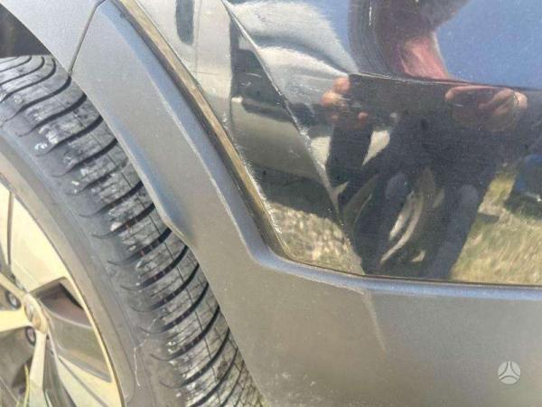 Volvo XC40 2020 in Kaunas, with an engine capacity of 1.48 L and mileage of 116 thousand km for 11200 €, photo 8 on AUTOMOTO.COM.LV