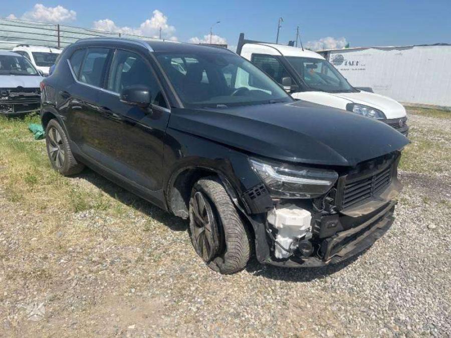 Volvo XC40 2020 Kauņa, ar dzinēja tilpumu 1.48 L un nobraukumu 116 tūkst. km par 11200 €, foto 1 vietnē AUTOMOTO.COM.LV