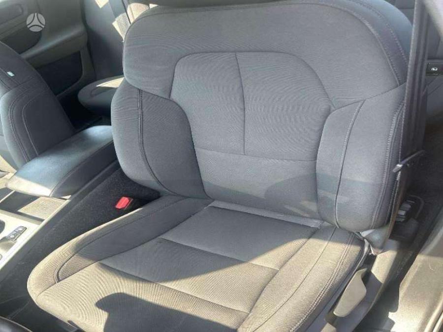 Volvo XC40 2020 Kauņa, ar dzinēja tilpumu 1.48 L un nobraukumu 116 tūkst. km par 11200 €, foto 18 vietnē AUTOMOTO.COM.LV
