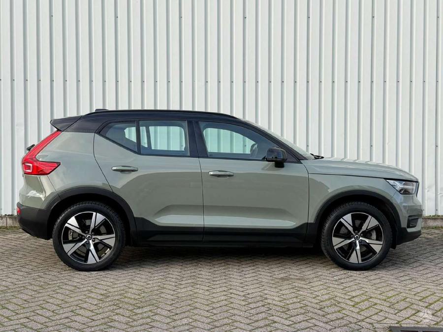Volvo XC40 2021 Viļņa, ar dzinēja tilpumu 0.00 L un nobraukumu 197 tūkst. km par 20750 €, foto 3 vietnē AUTOMOTO.COM.LV