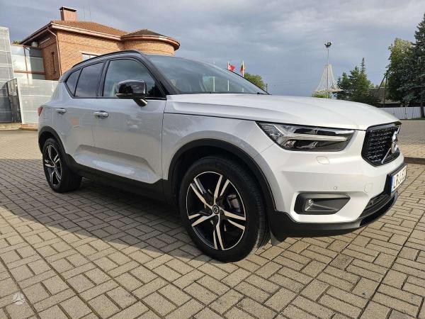 Volvo XC40 2021 in Marijampole, with an engine capacity of 1.97 L and mileage of 57 thousand km for 32900 €, photo 4 on AUTOMOTO.COM.LV