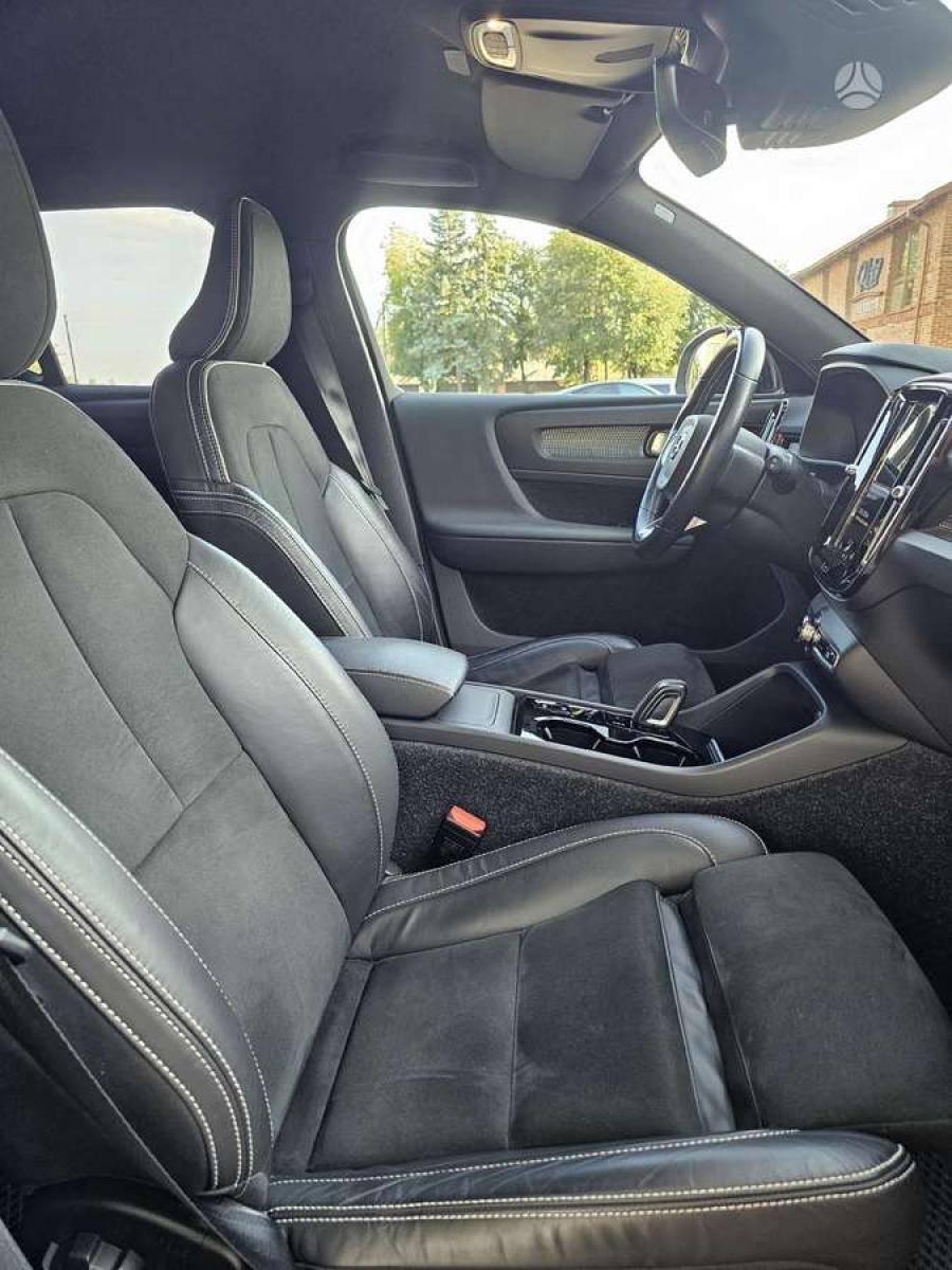 Volvo XC40 2021 in Marijampole, with an engine capacity of 1.97 L and mileage of 57 thousand km for 32900 €, photo 15 on AUTOMOTO.COM.LV