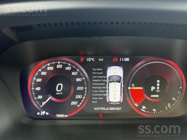 Вольво XC40 2021 в Рига, объемом двигателя 1.50 л и пробегом 72 тыс. км за 27900 €, фото 3 на AUTOMOTO.COM.LV