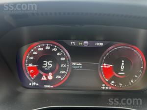 Volvo XC40 2021 Rīga, ar dzinēja tilpumu 1.50 L un nobraukumu 72 tūkst. km par 27900 €, foto 10 vietnē AUTOMOTO.COM.LV