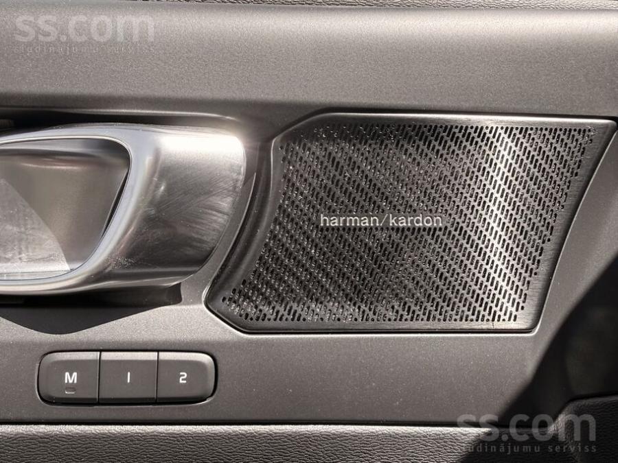 Volvo XC40 2021 Rīga, ar dzinēja tilpumu 1.50 L un nobraukumu 72 tūkst. km par 27900 €, foto 11 vietnē AUTOMOTO.COM.LV