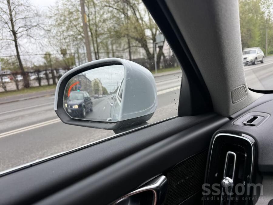 Volvo XC40 2021 Rīga, ar dzinēja tilpumu 1.50 L un nobraukumu 72 tūkst. km par 27900 €, foto 16 vietnē AUTOMOTO.COM.LV