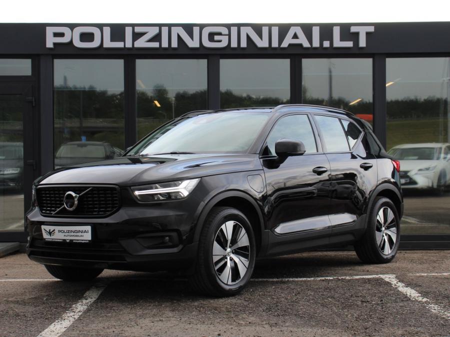 Volvo XC40 2021 in Vilnius, with an engine capacity of 1.50 L and mileage of 107 thousand km for 25750 €, photo 1 on AUTOMOTO.COM.LV
