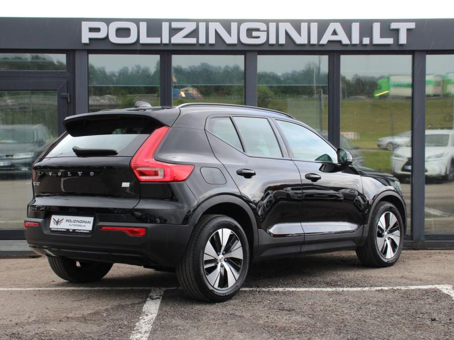 Volvo XC40 2021 in Vilnius, with an engine capacity of 1.50 L and mileage of 107 thousand km for 25750 €, photo 5 on AUTOMOTO.COM.LV