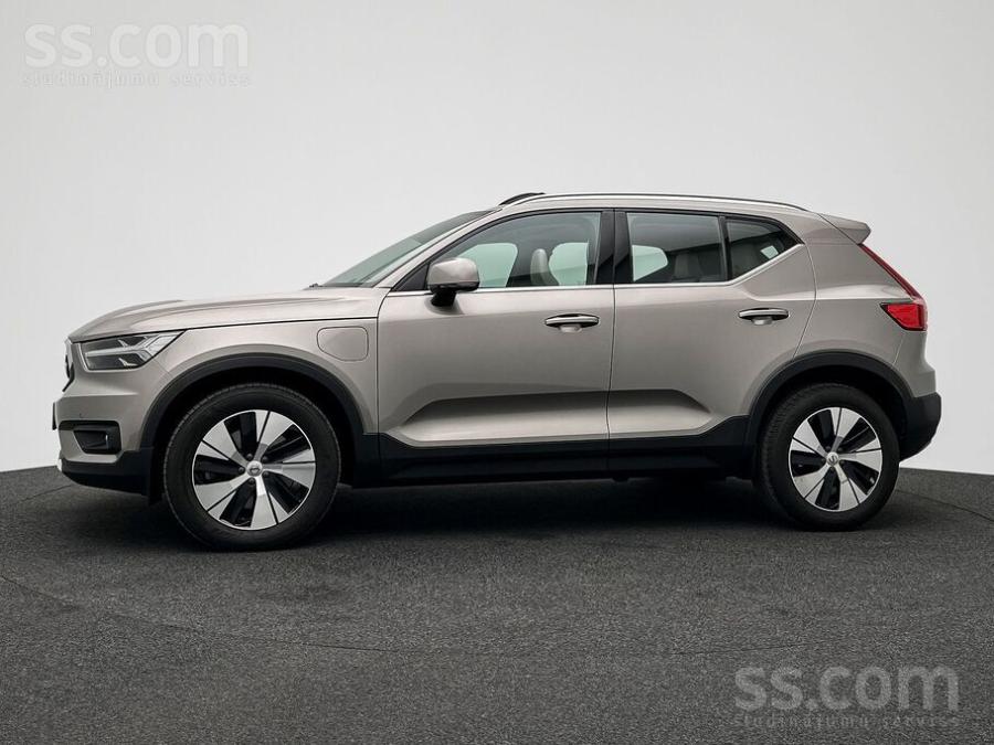 Volvo XC40 2021 Rīga, ar dzinēja tilpumu 1.50 L un nobraukumu 185 tūkst. km par 19200 €, foto 4 vietnē AUTOMOTO.COM.LV