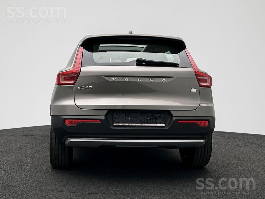 Volvo XC40 2021 Rīga, ar dzinēja tilpumu 1.50 L un nobraukumu 185 tūkst. km par 19200 €, foto 6 vietnē AUTOMOTO.COM.LV